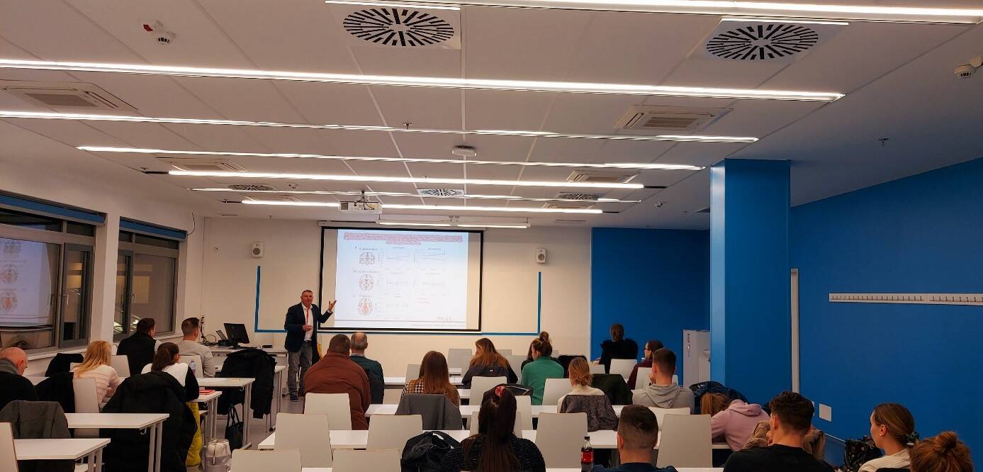 Magyar Testnevelési és Sporttudományi Egyetem - Radák Zsolt ...